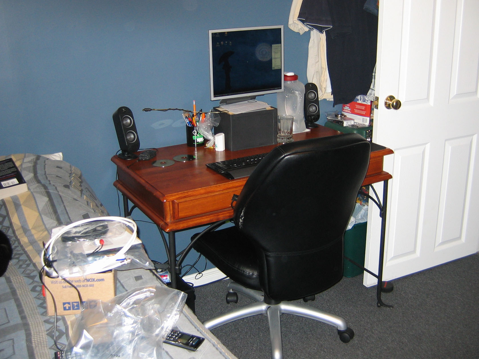 Post your (actual) desktops! - The Something Awful Forums